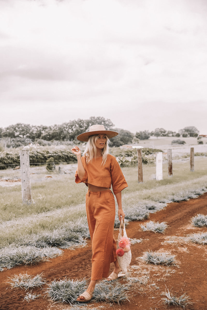 Weekends with Lisa Danielle – Lack of Color